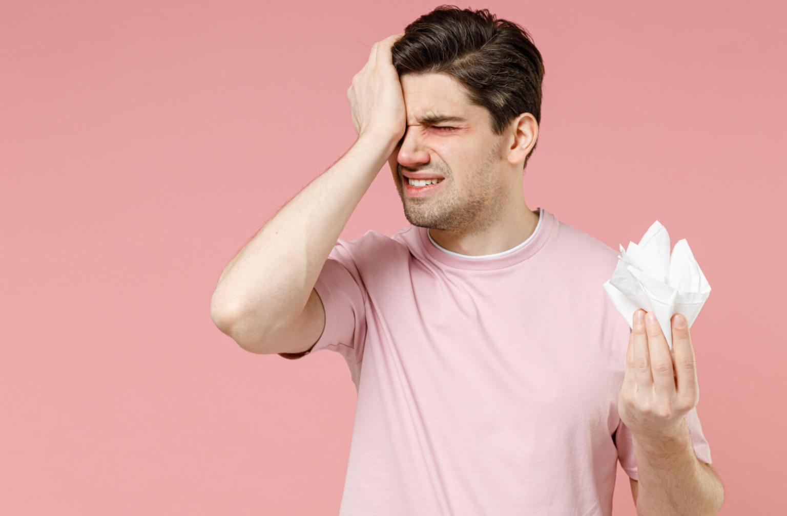 How to Avoid Pink Eye If Someone in Your House Has It?